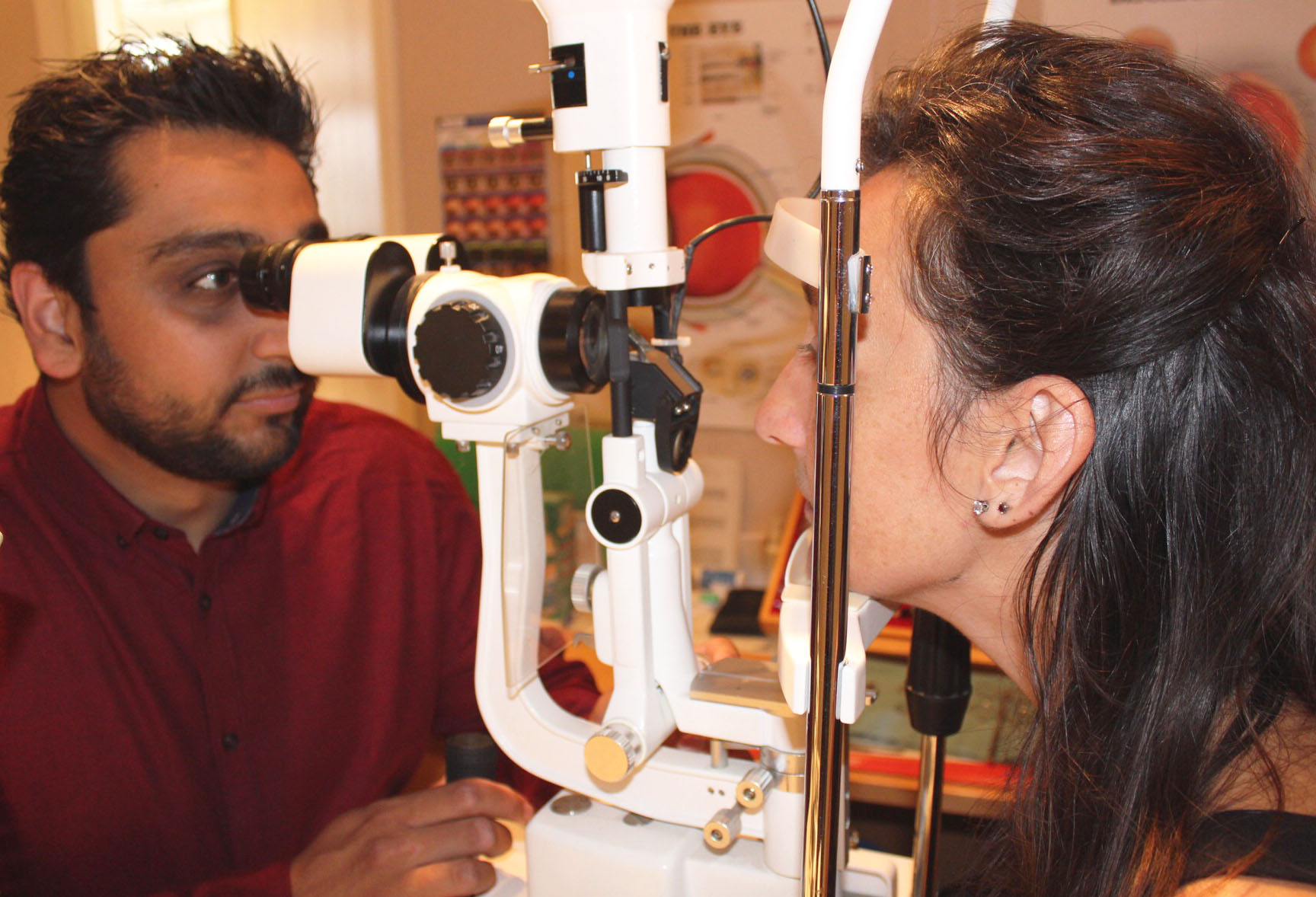 Eye Test Comprehensive Eye Test At Johns Opticians Nottingham